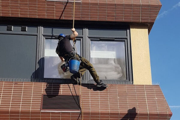 Rope Access Window Cleaning